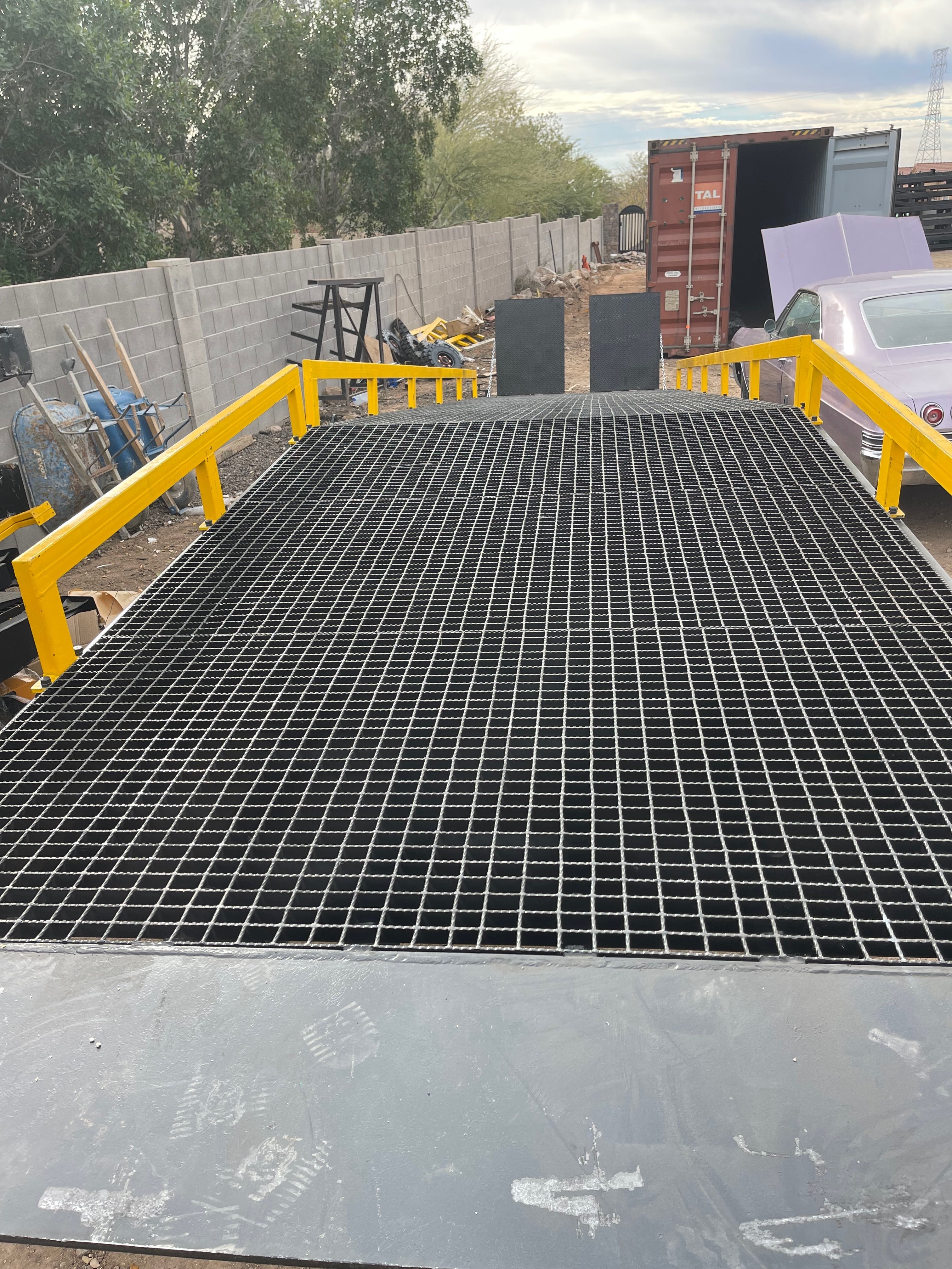 Portable Yard Ramp – 20,000 lb Forklift Loading Dock-Trilar Industrial
