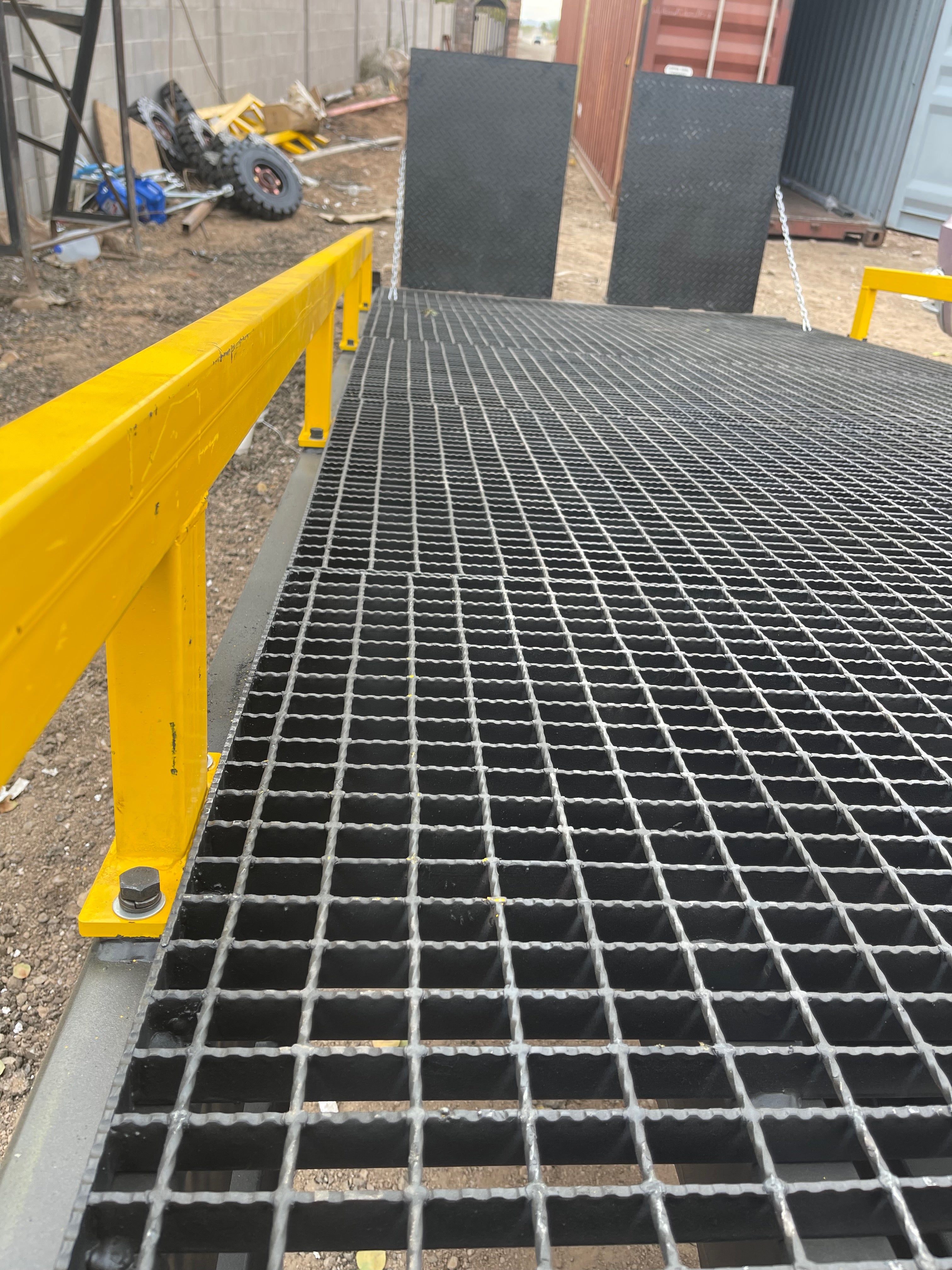 Portable Yard Ramp – 20,000 lb Forklift Loading Dock-Trilar Industrial